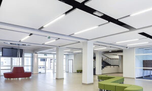 Дизайнерский подвесной потолок Knauf Ceiling Solutions (Армстронг ...